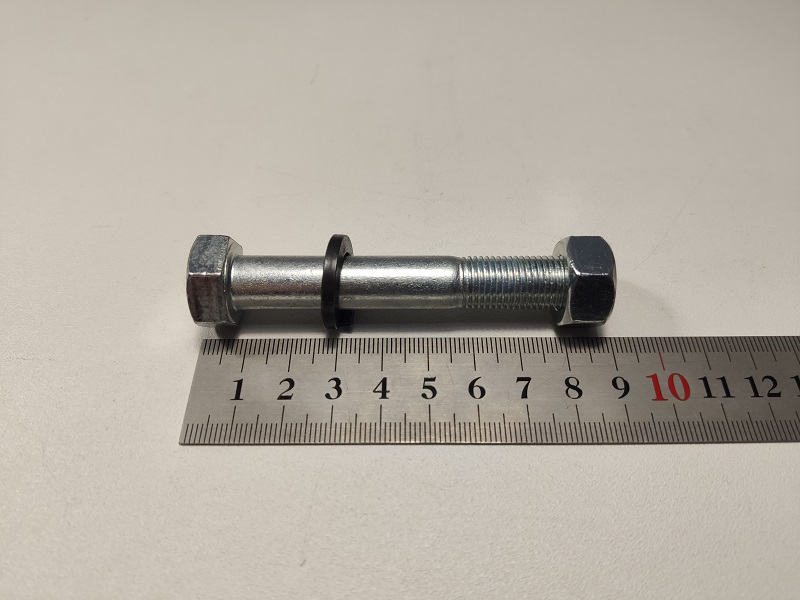 Болт М12*1,25*80 реактивной штанги 2101 в/сб (БелЗАН) — Автодетальки